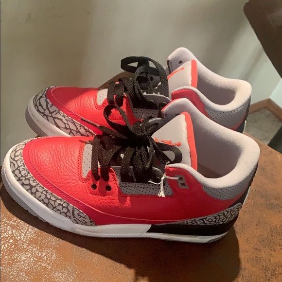 Jordan | Shoes | Air Jordan 3 Retro Red Cementunite | Poshmark